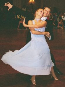 7 Popular Traditional German Dances - City Dance Studios