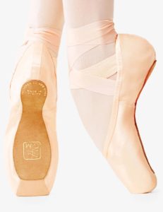 15 Best Pointe Shoe Brands For Beginners & Professionals - City Dance ...