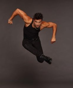 16 Backup Dancers For Taylor Swift That Are Overwhelmingly Talented ...