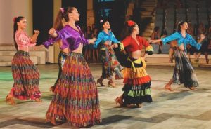 Flamenco Dance: Origin, Costume, Music, Notable Dancers & More - City ...