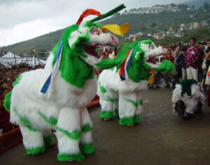 Lion Dance: Origin, Music, Costume, Competition & More - City Dance Studios